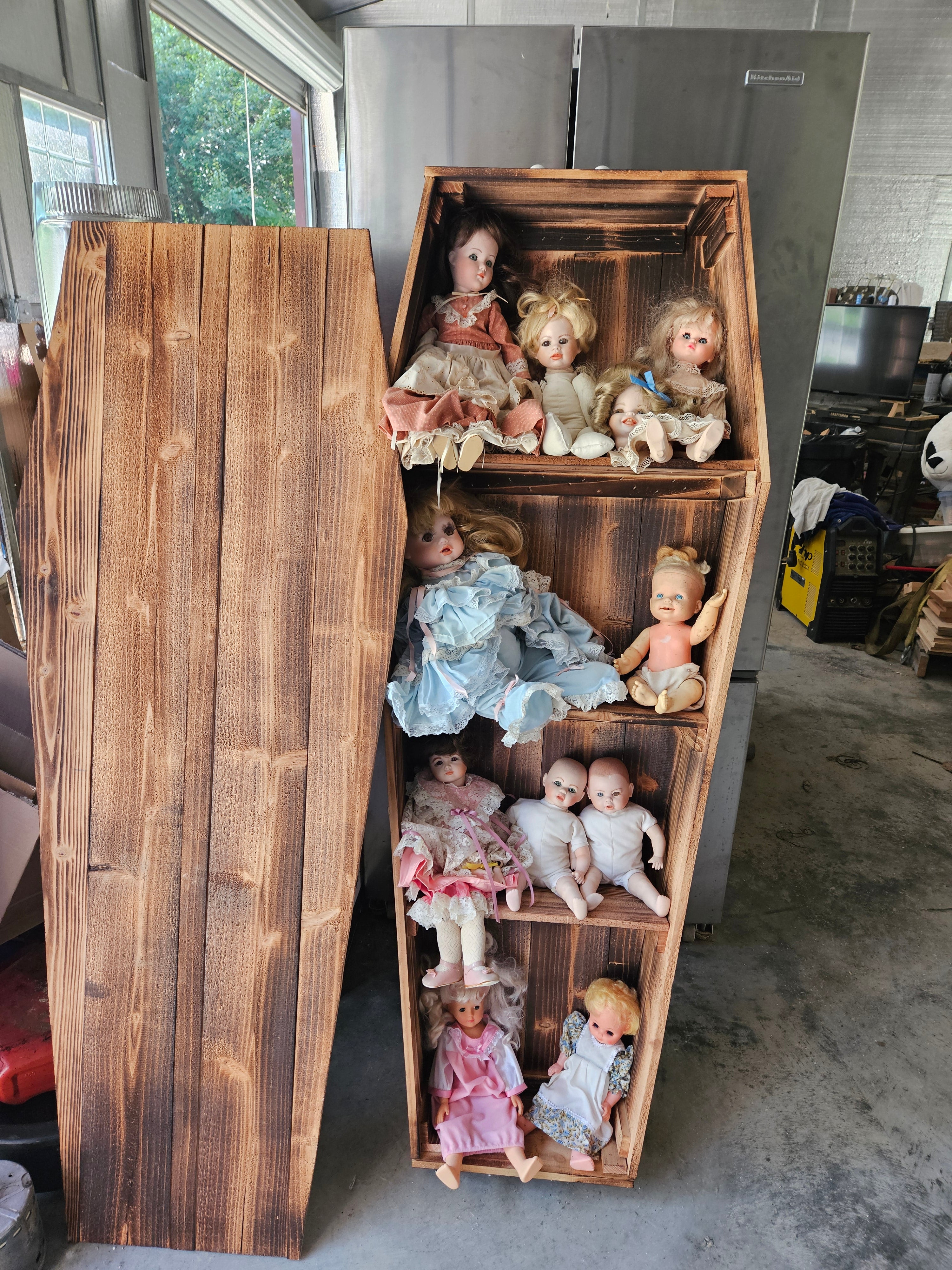 Decorative coffin – RP Wooden Wonders